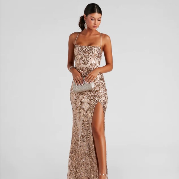 Windsor | Dresses | Windsor Gold Prom Dress | Poshmark